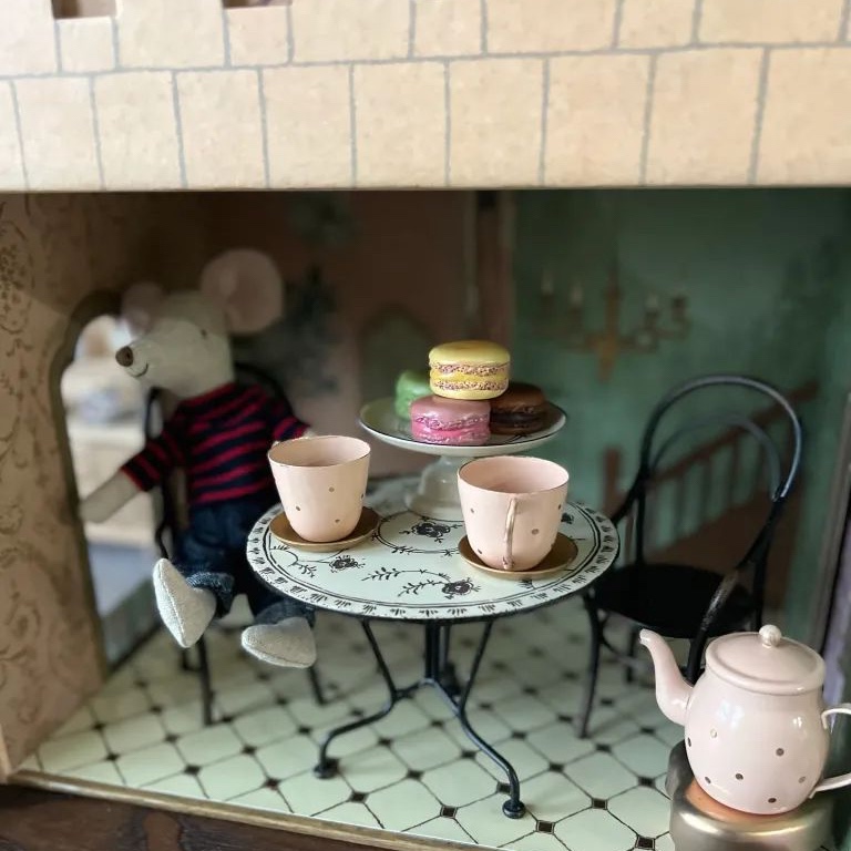 Mouse House – With His Grace